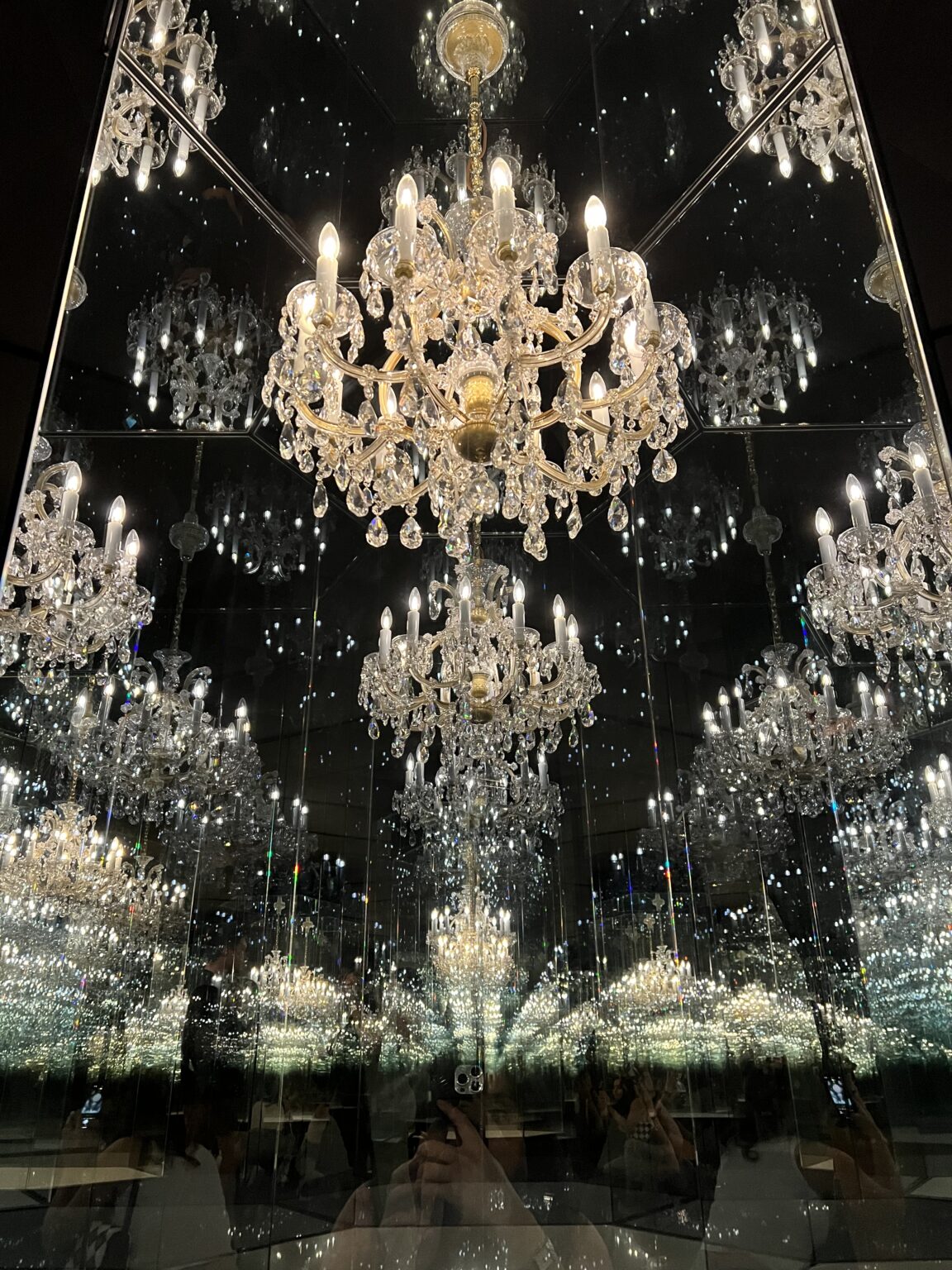 Yayoi Kusama’s Infinity Rooms Evoke Her Inner Battle With Hallucinations, Reality, and Self ...